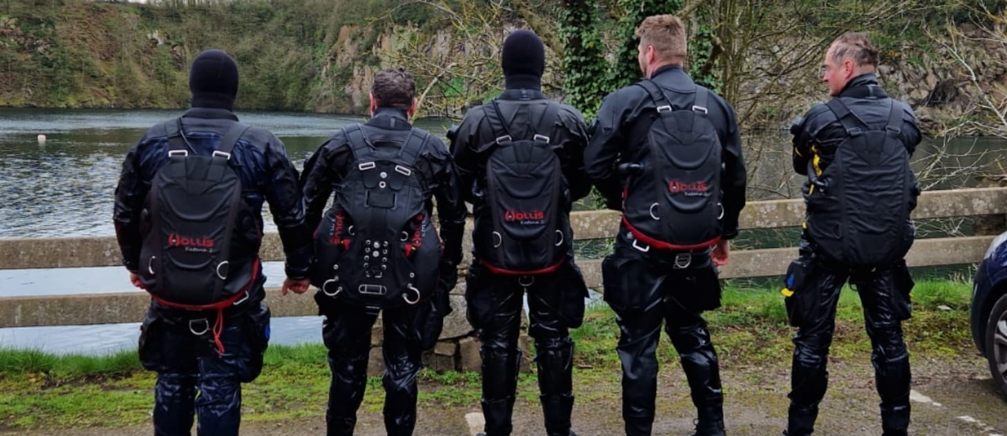 Sidemount diving | No Gravity Divers